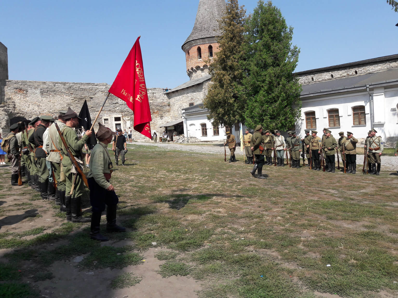Re-enactment of WWI era fighting between Bolsheviks and the Ukrainian ...